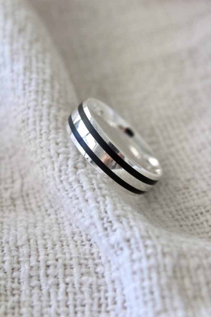 Onyx Line Ring - Silver Keeper