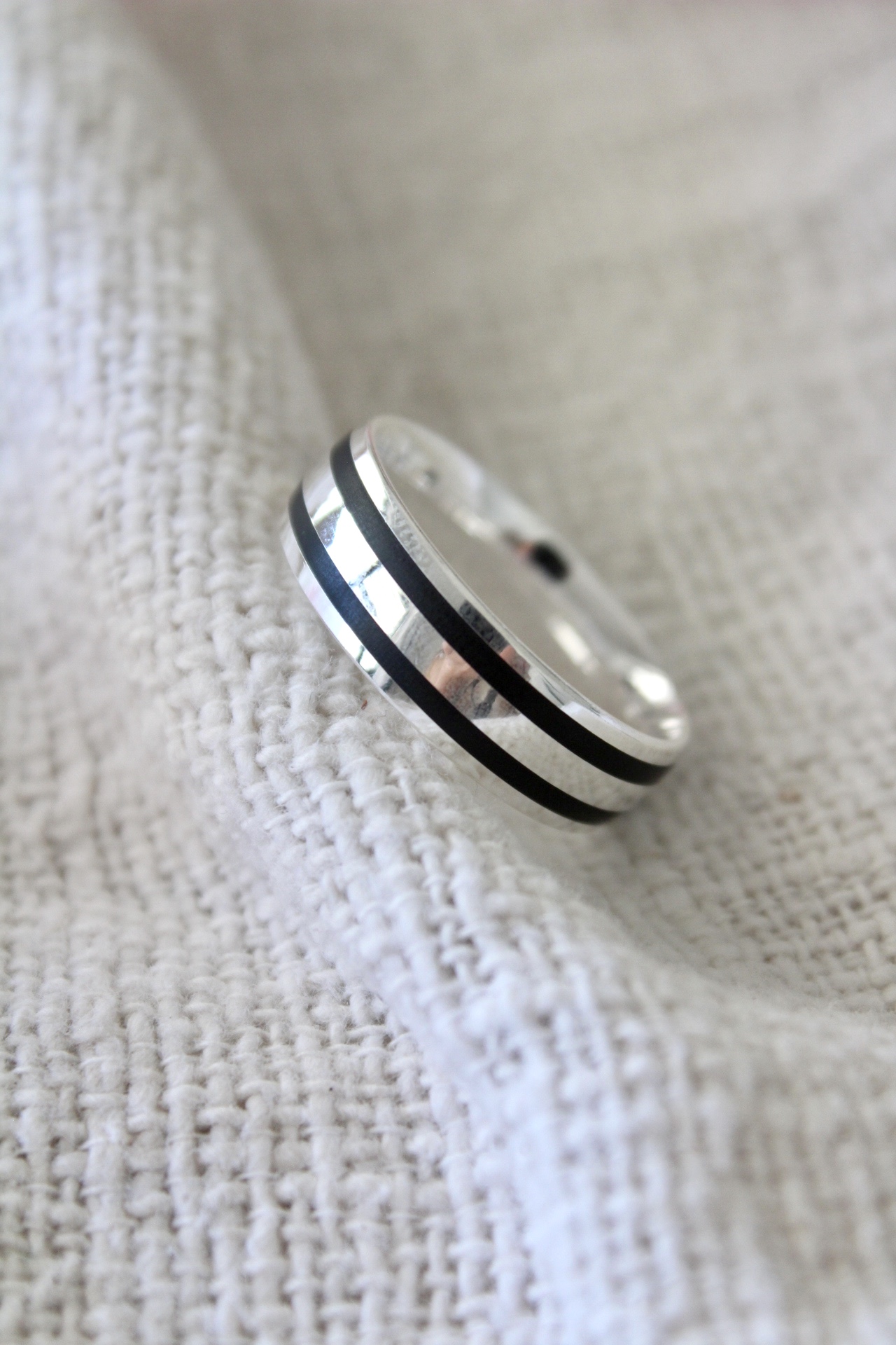 Onyx Line Ring - Silver Keeper